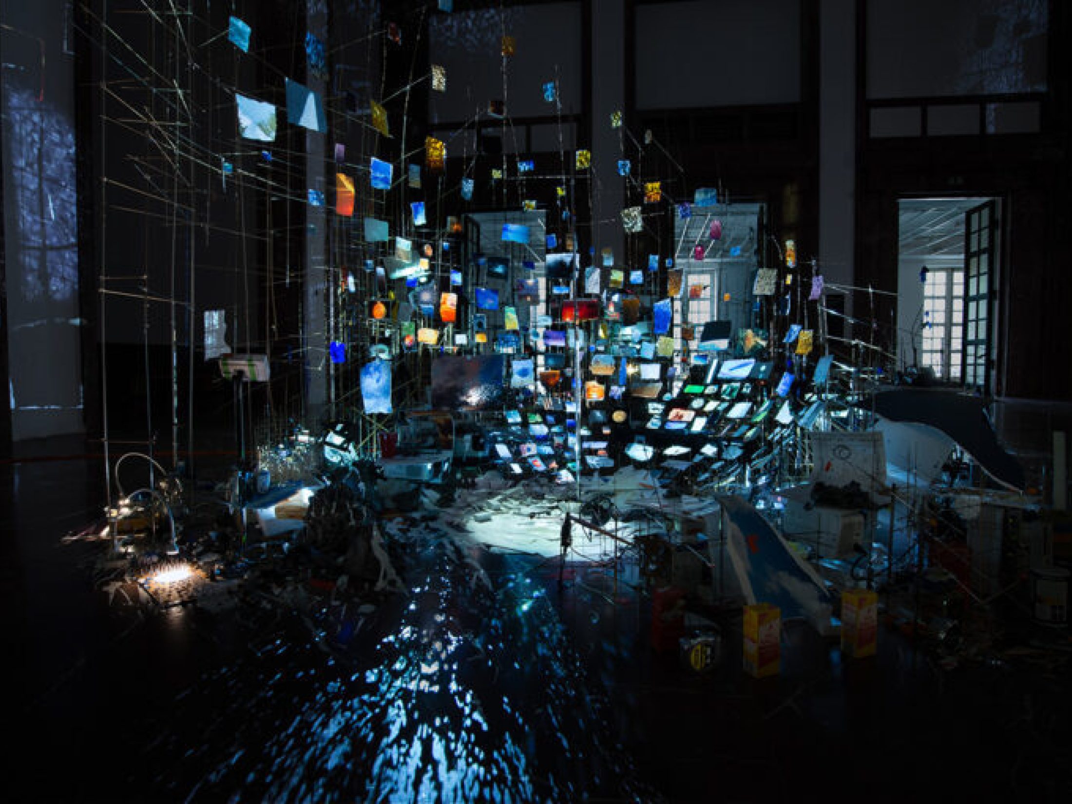 Sarah Sze: Centrifuge | Haus der Kunst München